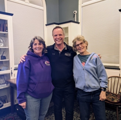 Bees in the D: An Un-BEE-leavable Program Presented by the Hartland ...